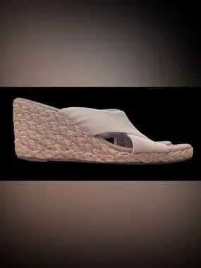 Tommy Bahama | Shoes | Tommy Bahama Suzette Crm Linen Criss Cross Were ...